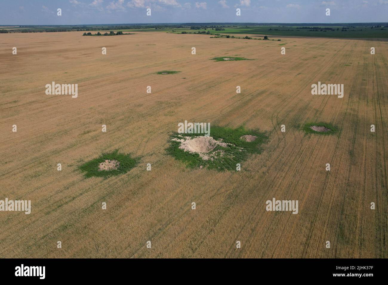 Shell craters hi-res stock photography and images - Alamy
