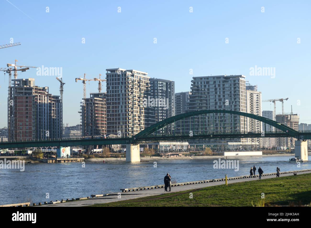 Belgrade Waterfront: construction of new buildings in the Sava ...