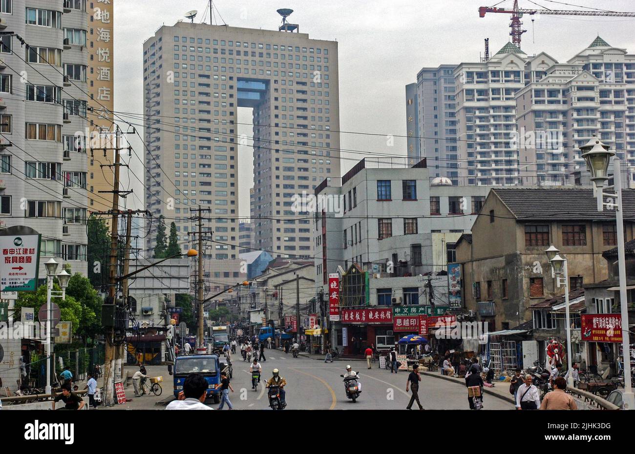 Shanghai - urbanatomy - street photography around Suzhou Creek Stock ...