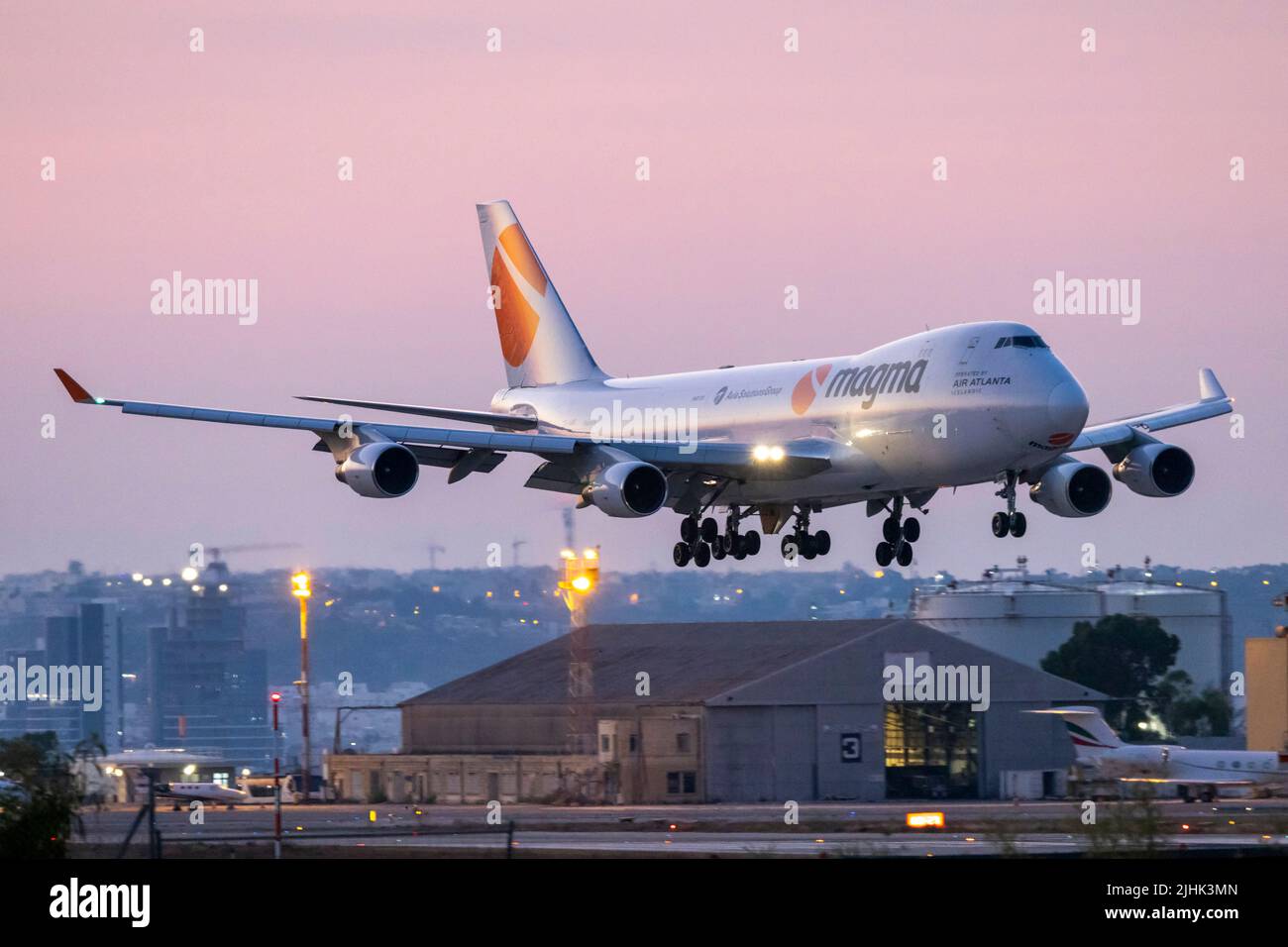 Magma (Air Atlanta Icelandic) Boeing 747-412F-SCD (REG: TF-AMC ...