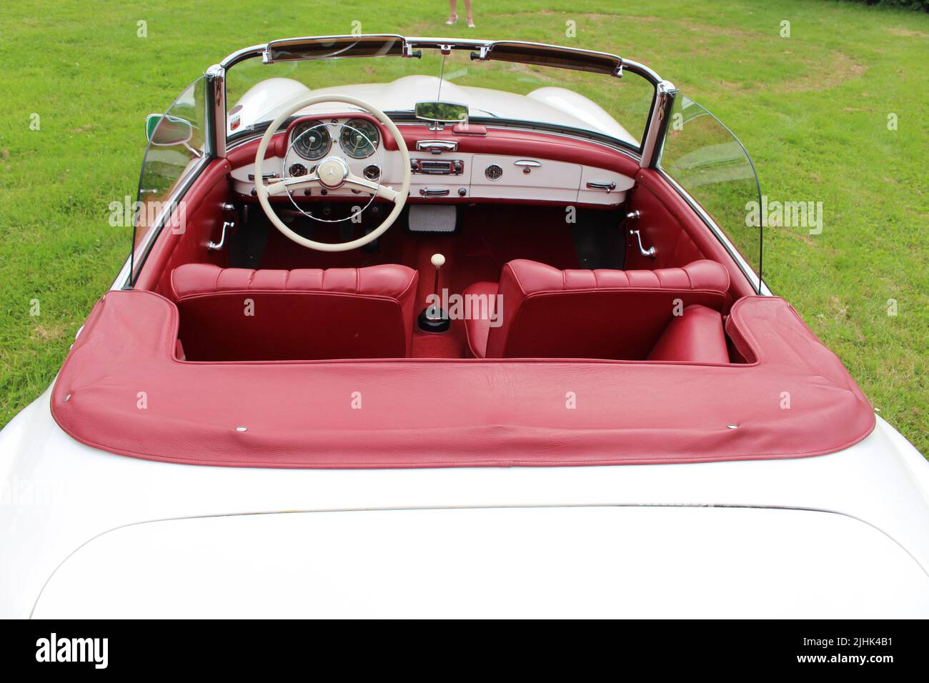 Mercedes interieur hi-res stock photography and images - Alamy