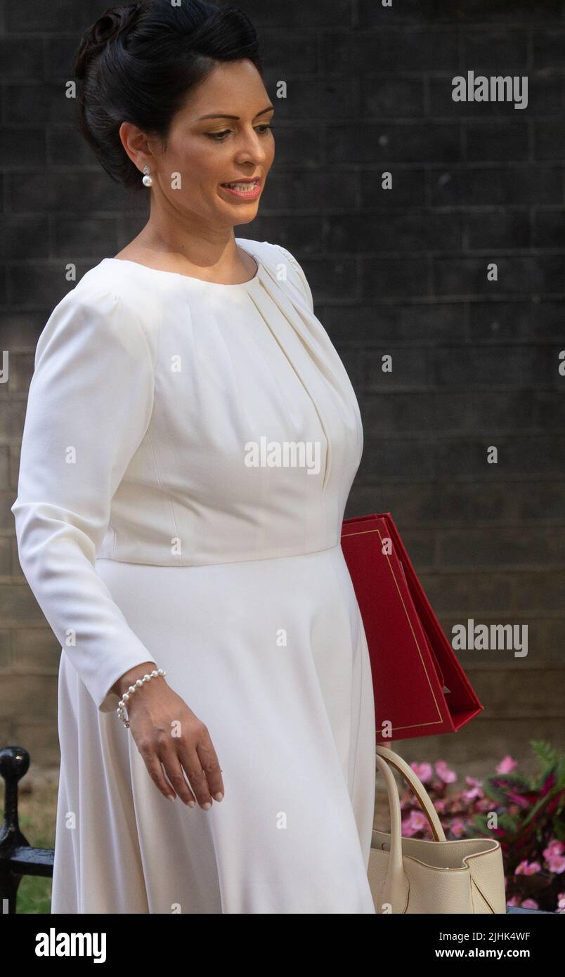 Home secretary priti patel leaving 10 downing street hi-res stock photography and images - Alamy