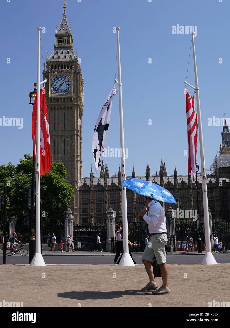 Uses his umbrella hi-res stock photography and images - Alamy