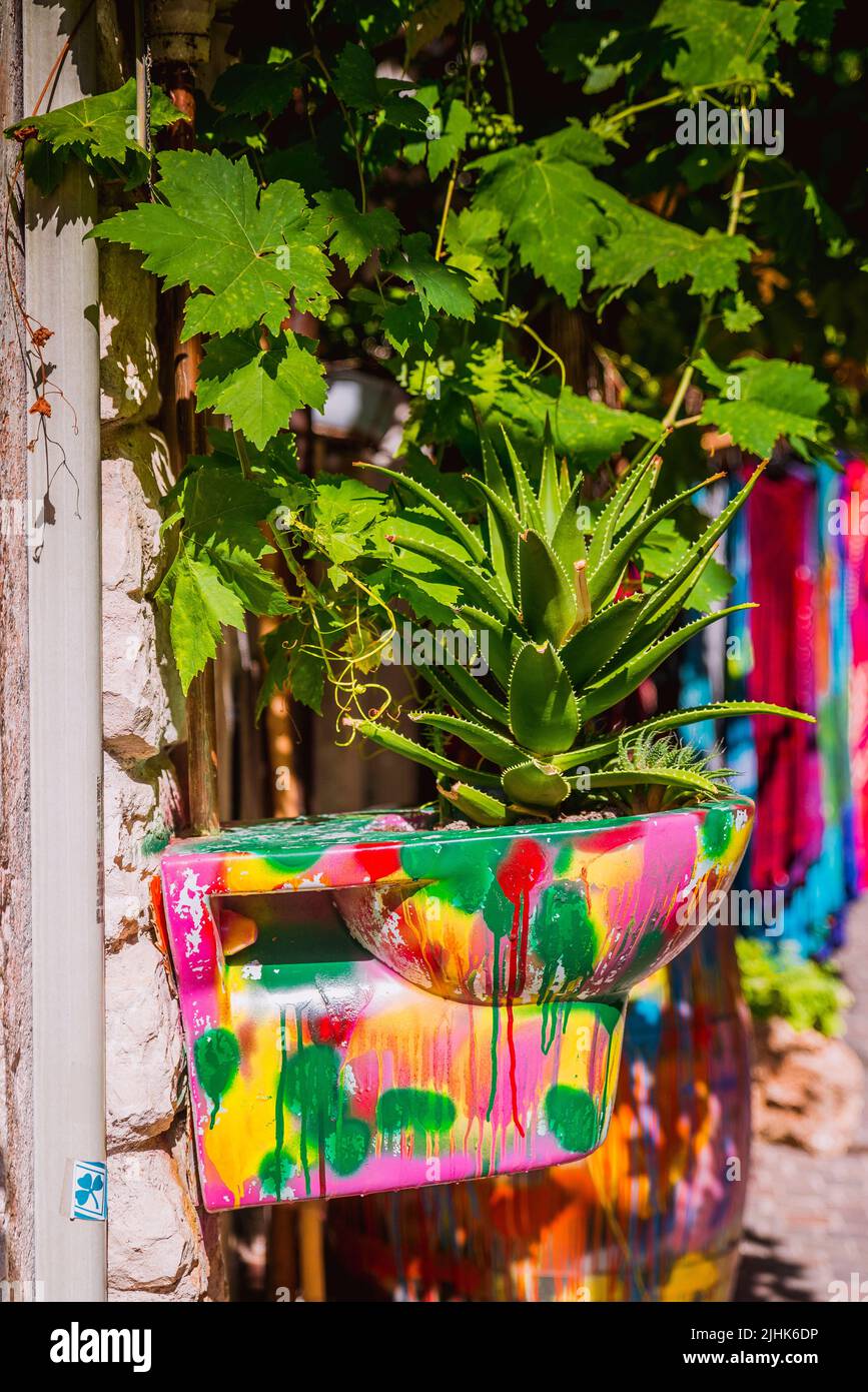 Porcelain toilet hi-res stock photography and images - Alamy