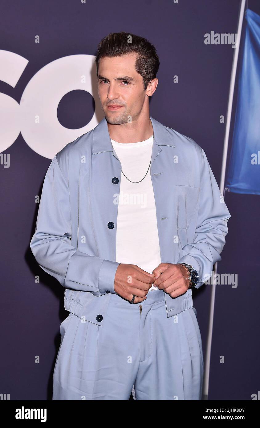 Phil dunster in ted lasso hi-res stock photography and images - Alamy