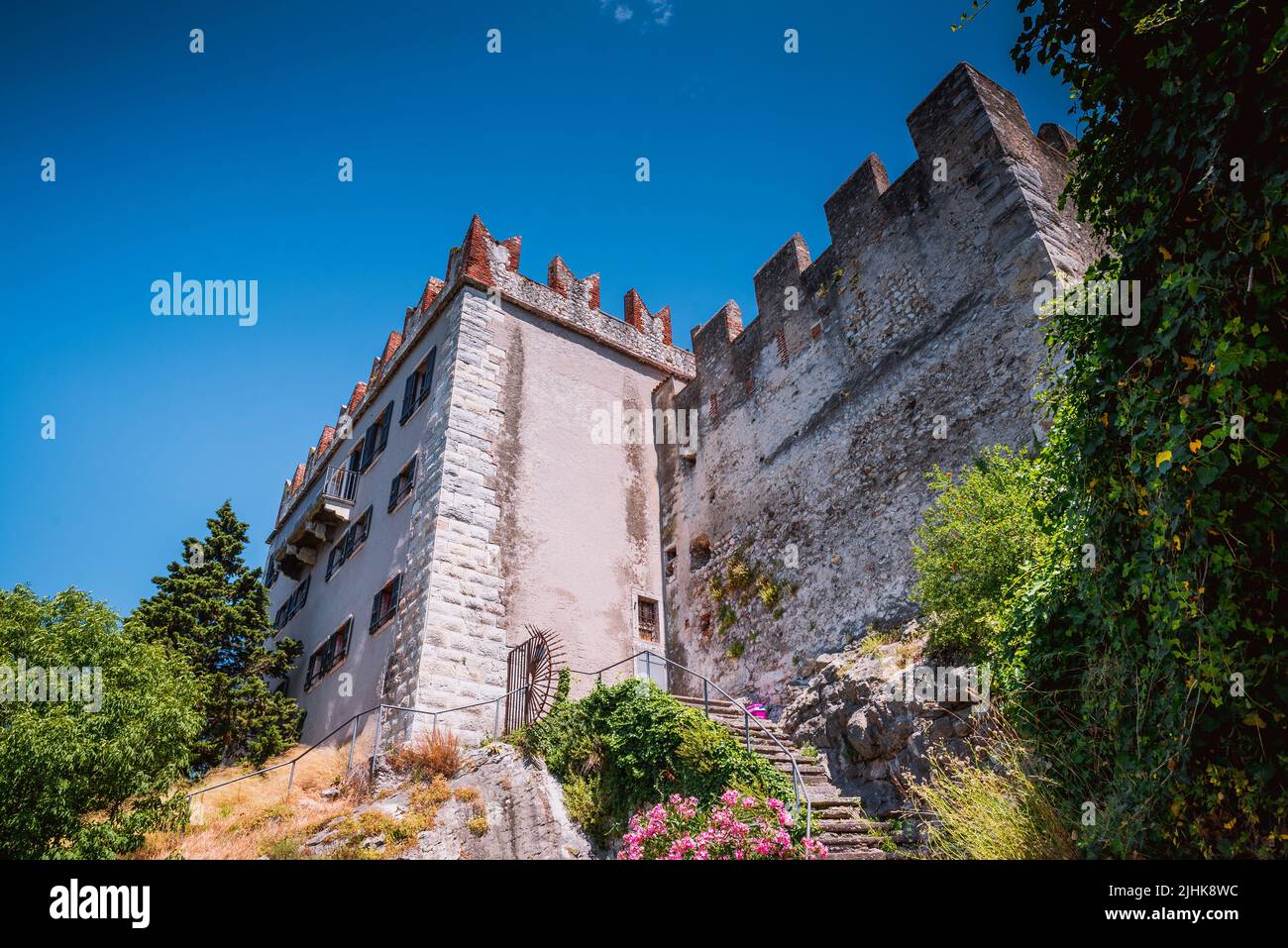 Castello malcesine lago di garda hi-res stock photography and images ...