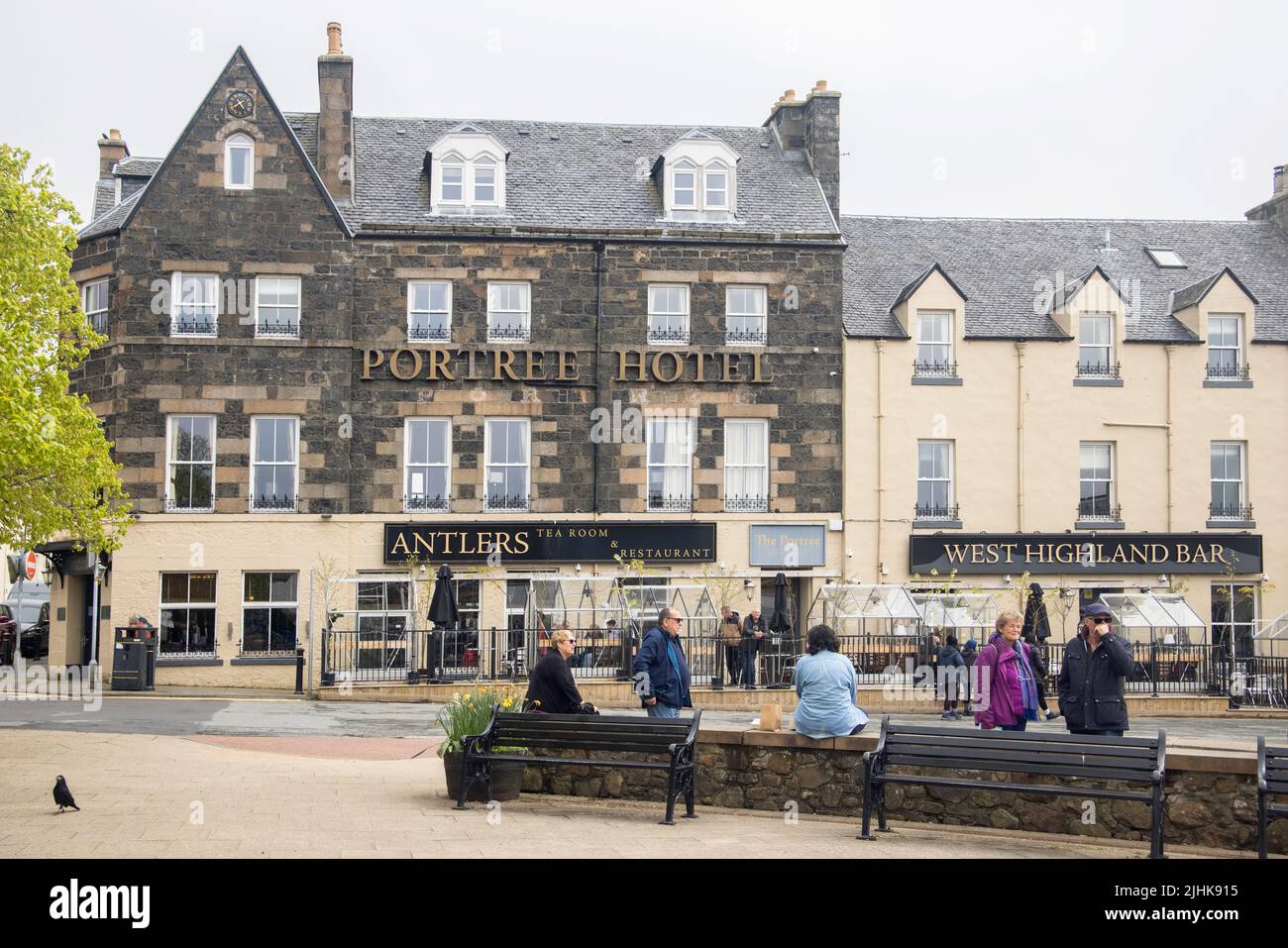 Portree on the isle of skye hotel hi-res stock photography and images ...