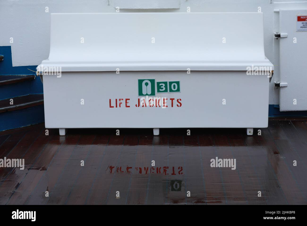 Box of life jackets hi-res stock photography and images - Alamy