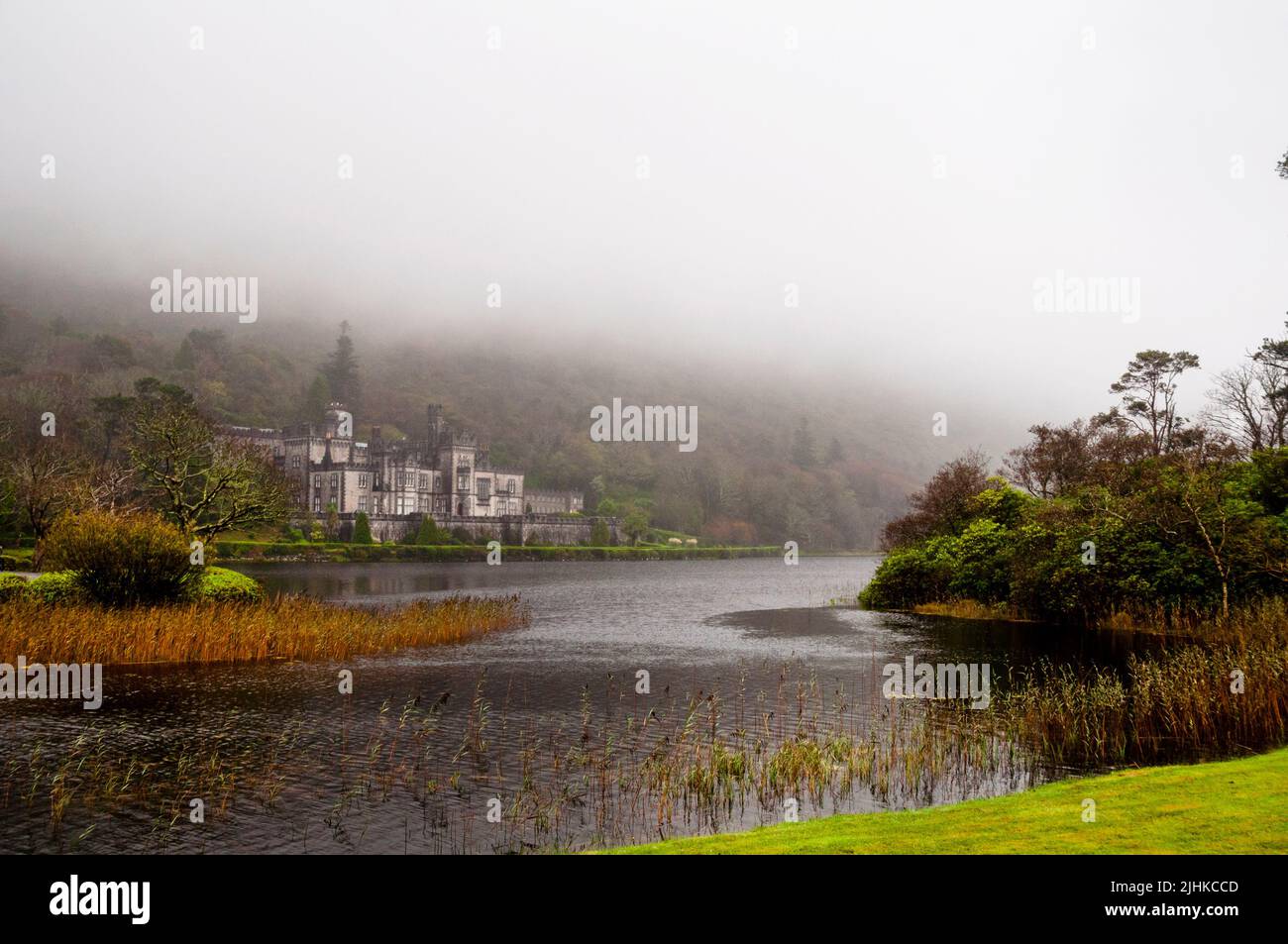 Gothic Kylemore Abbey on Lough Pollacappul in Connemara Ireland Stock ...