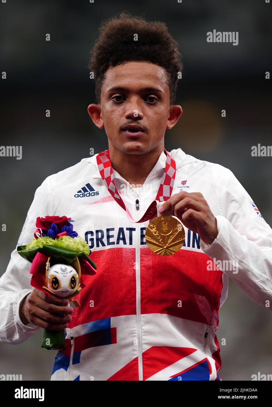 Pulled the leg hi-res stock photography and images - Alamy