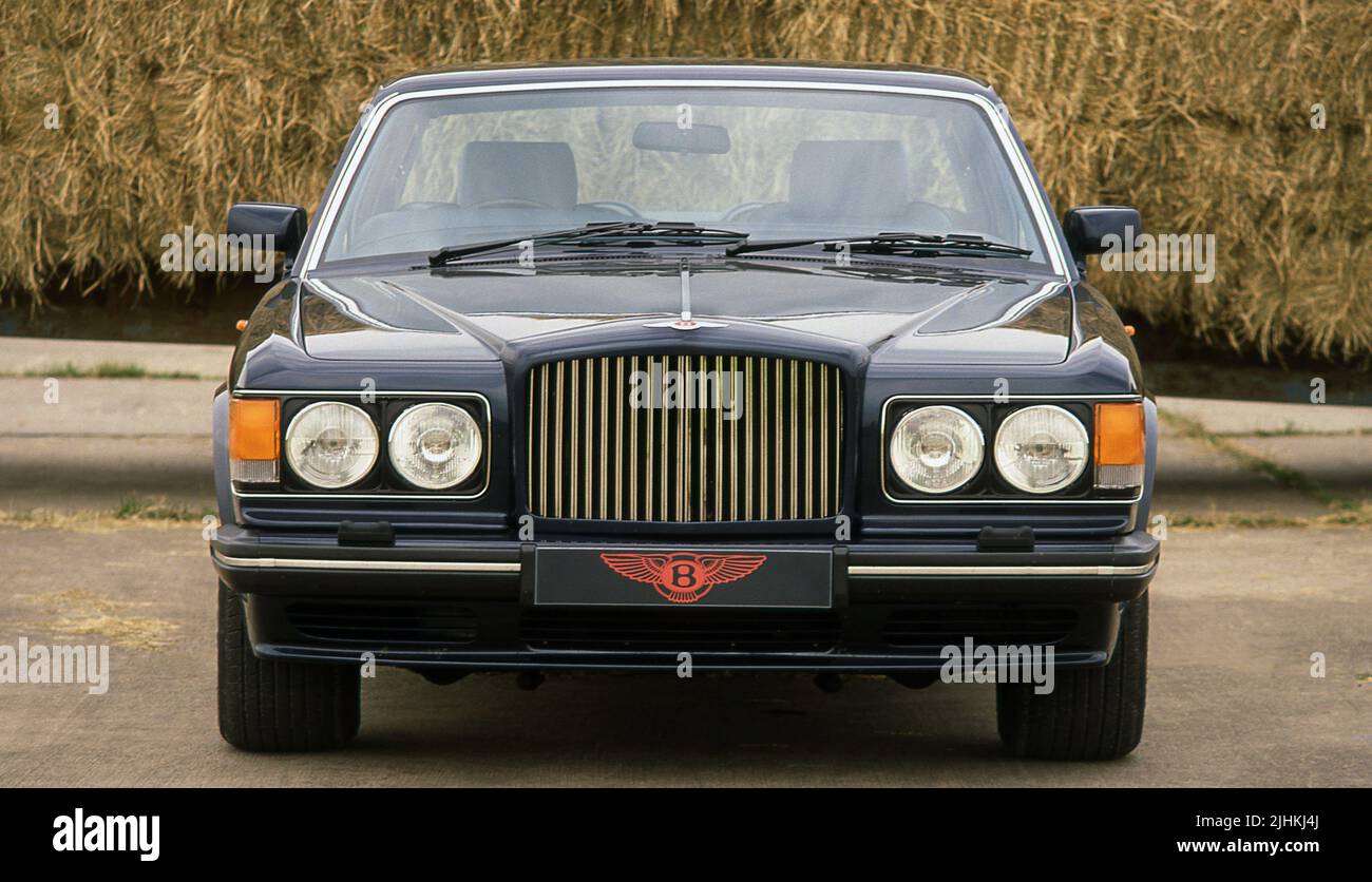 Bentley red label hi-res stock photography and images - Alamy