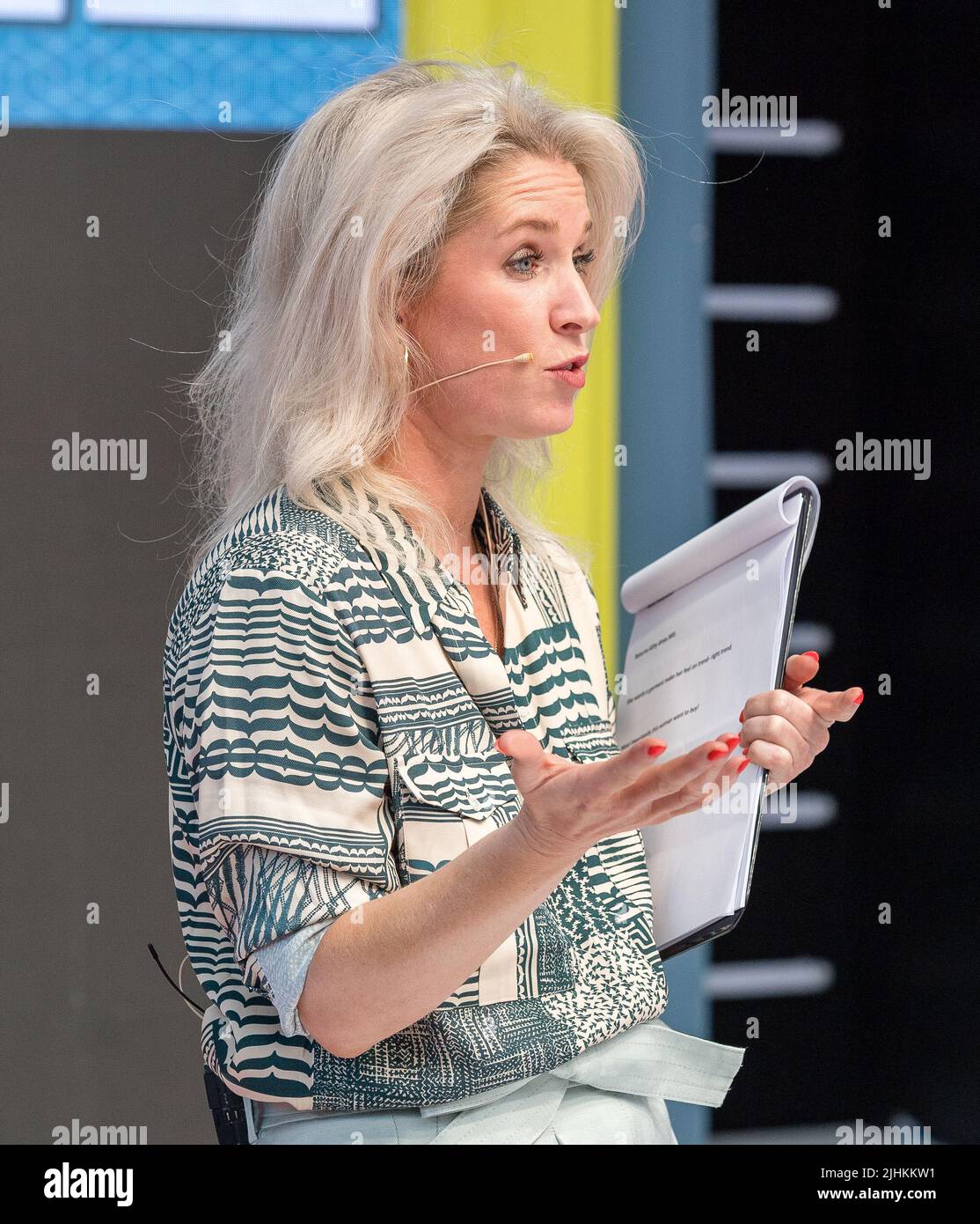 Fashion stylist experts - Mark Heyes and Lynne McKenna - Fashion Event ...