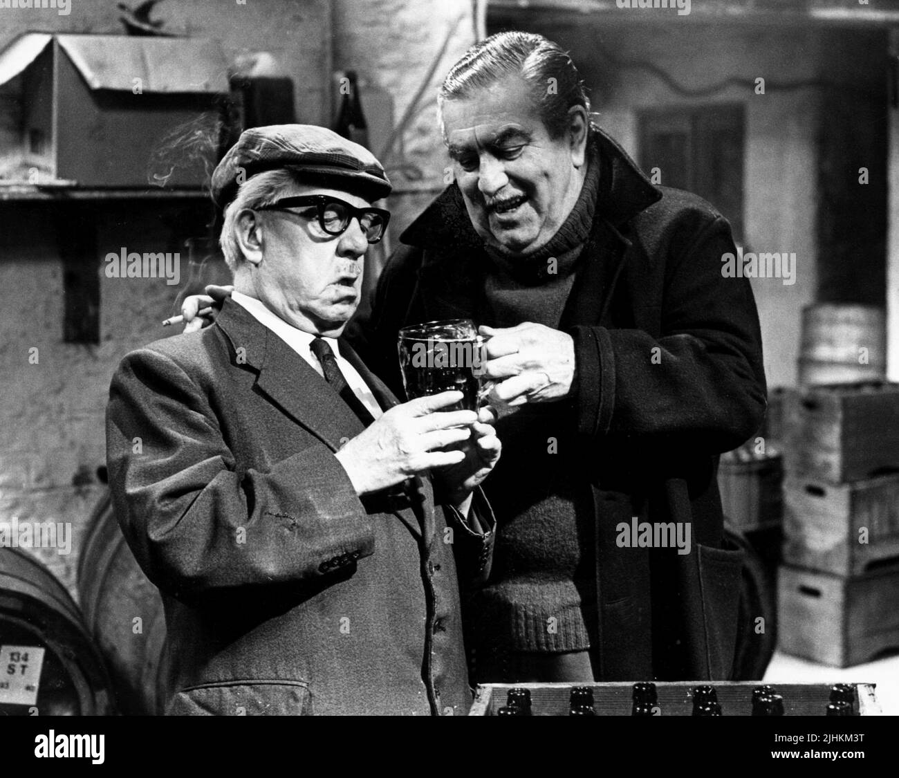 JACK HOWARTH, BERNARD YOUENS, CORONATION STREET, 1979 Stock Photo - Alamy