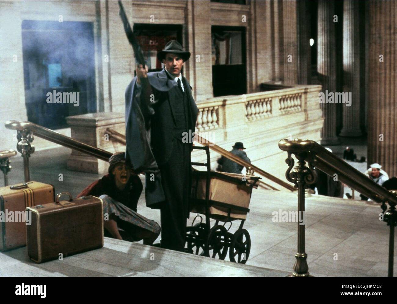 KEVIN COSTNER, THE UNTOUCHABLES, 1987 Stock Photo - Alamy