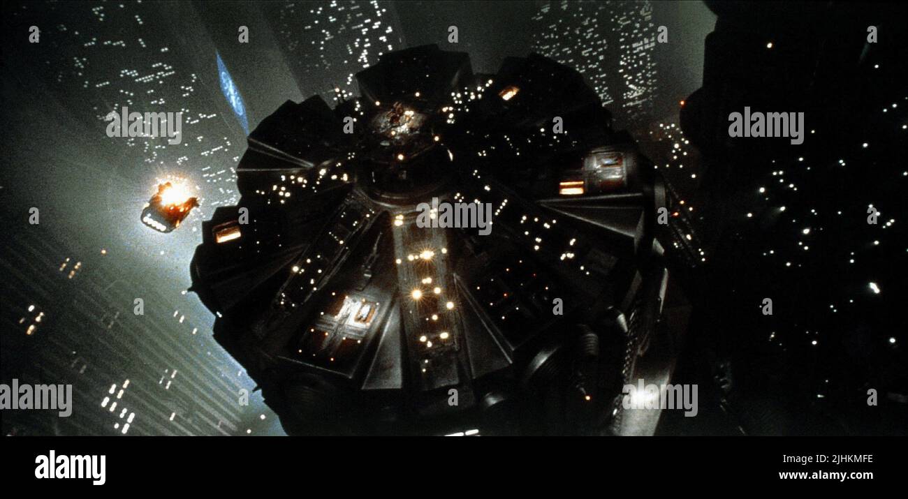 FUTURISTIC POLICE STATION, BLADE RUNNER, 1982 Stock Photo - Alamy