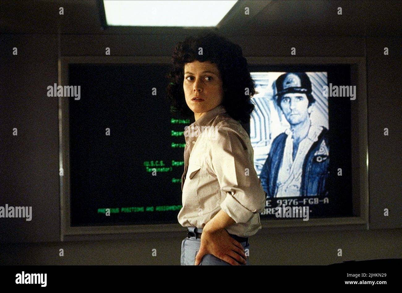 SIGOURNEY WEAVER, HARRY DEAN STANTON, ALIENS, 1986 Stock Photo - Alamy