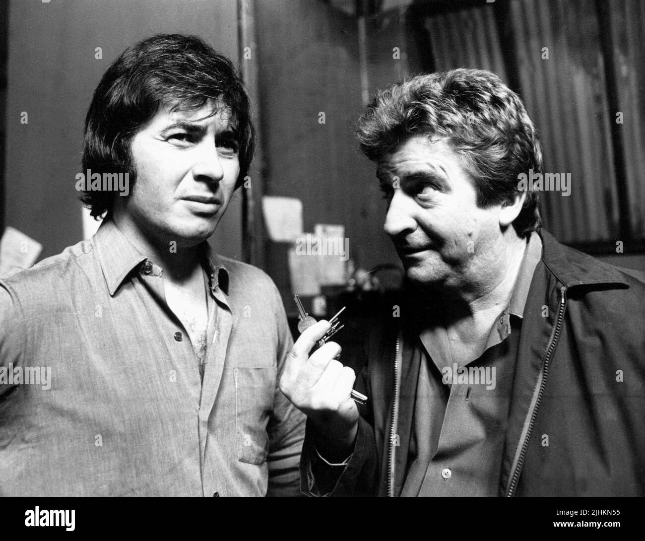 NEVILLE BUSWELL, PETER ADAMSON, CORONATION STREET, 1980 Stock Photo - Alamy