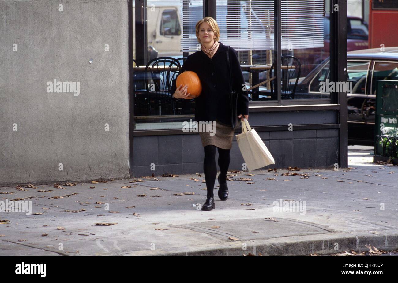 MEG RYAN, YOU'VE GOT MAIL, 1998 Stock Photo - Alamy