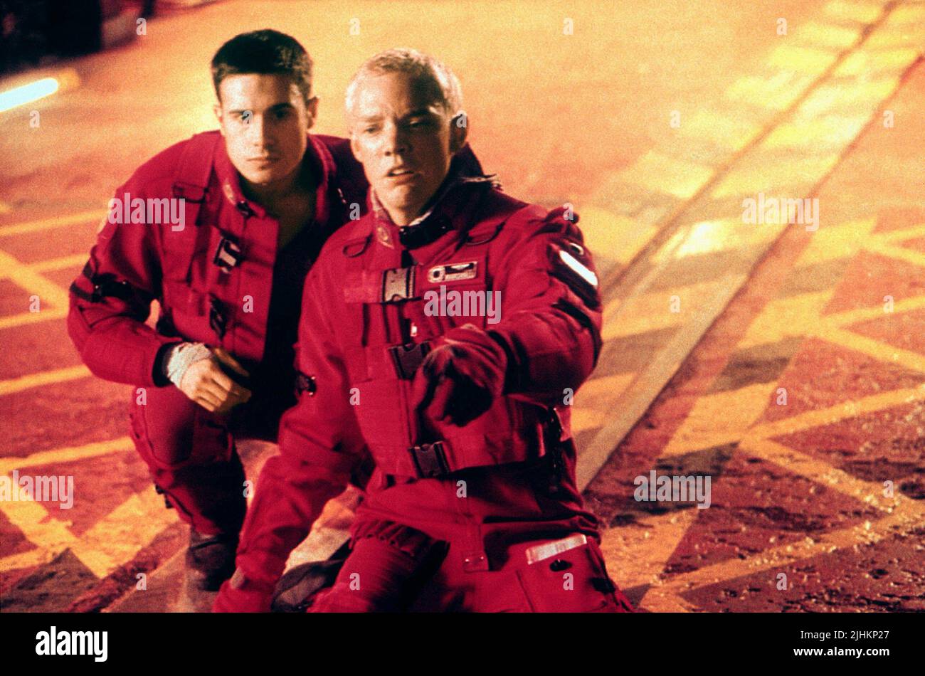 FREDDIE PRINZE JR, MATTHEW LILLARD, WING COMMANDER, 1999 Stock Photo ...