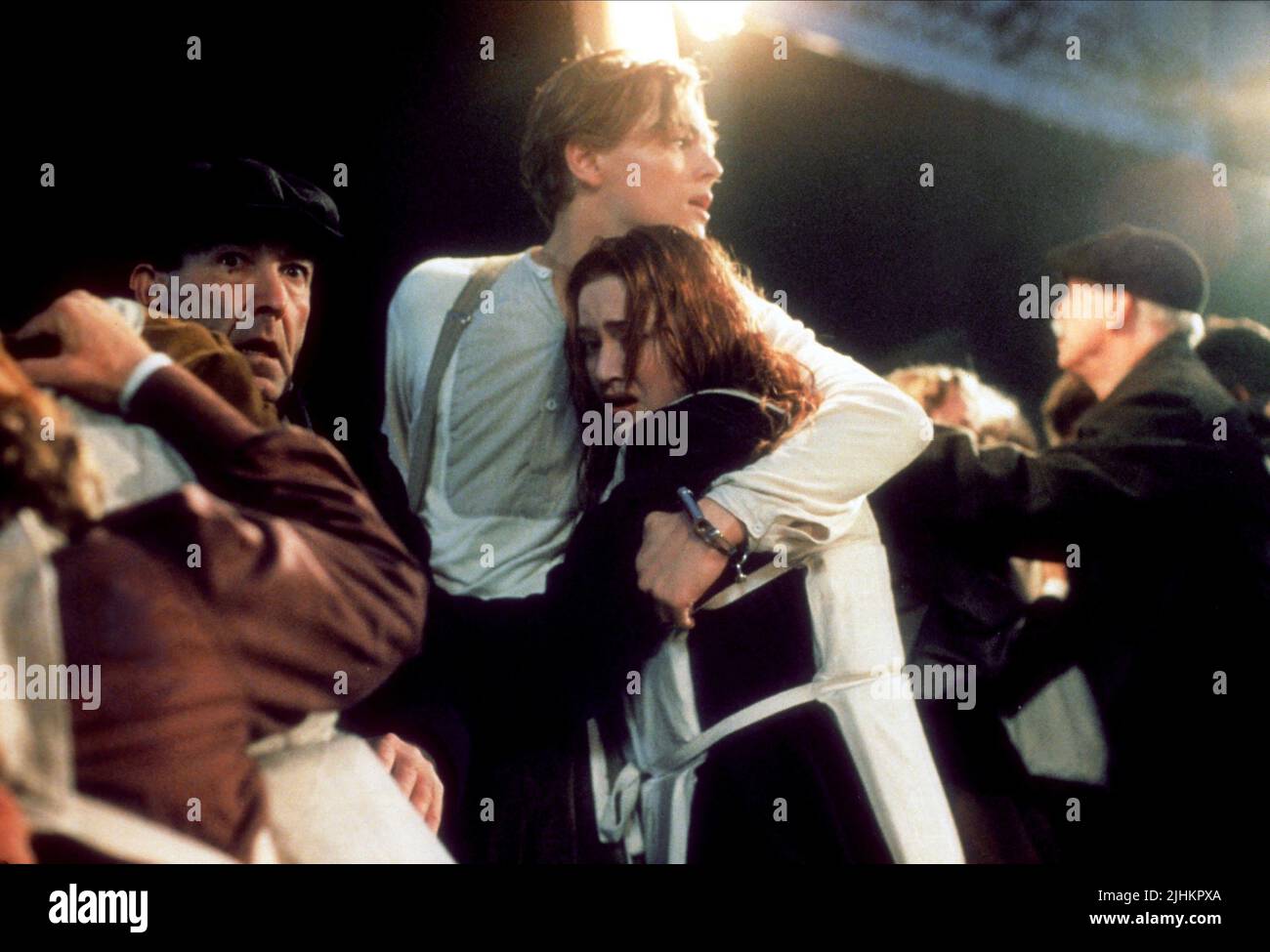 LEONARDO DICAPRIO, KATE WINSLET, TITANIC, 1997 Stock Photo - Alamy