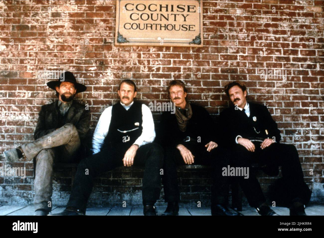 KEVIN COSTNER, LINDEN ASHBY, MICHAEL MADSEN, WYATT EARP, 1994 Stock ...
