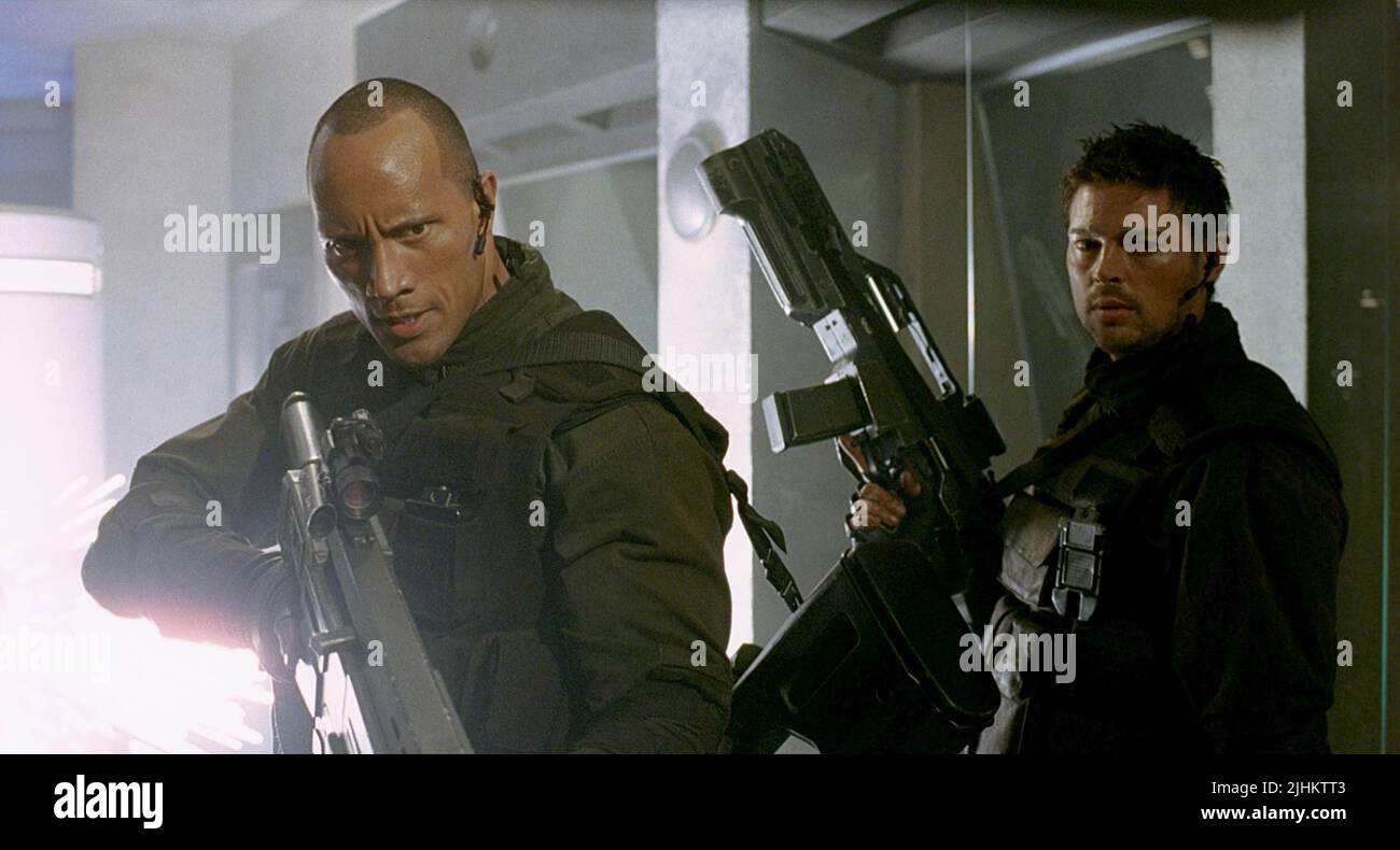 DWAYNE JOHNSON, KARL URBAN, DOOM, 2005 Stock Photo - Alamy