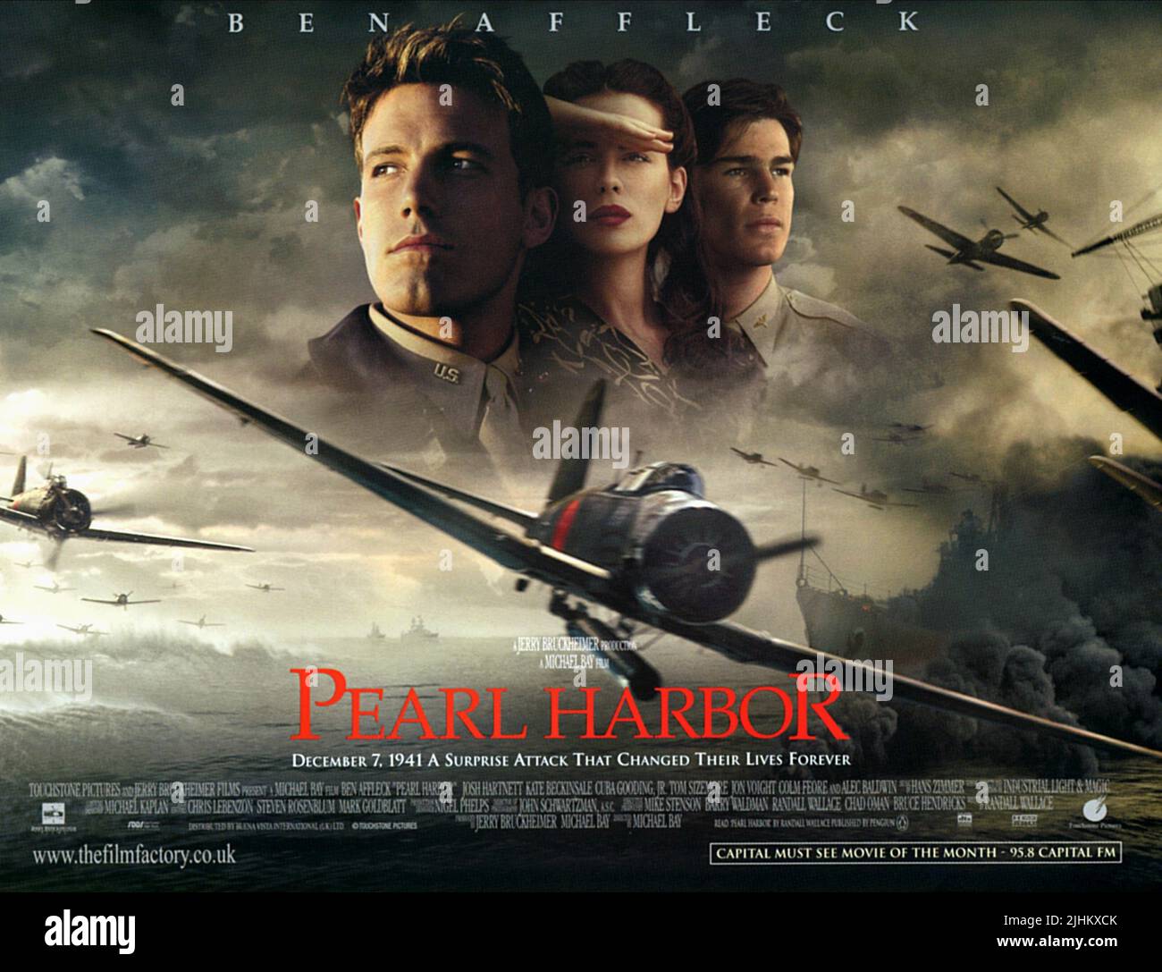 BEN AFFLECK, KATE BECKINSALE, JOSH HARTNETT POSTER, PEARL HARBOR, 2001 Stock Photo - Alamy