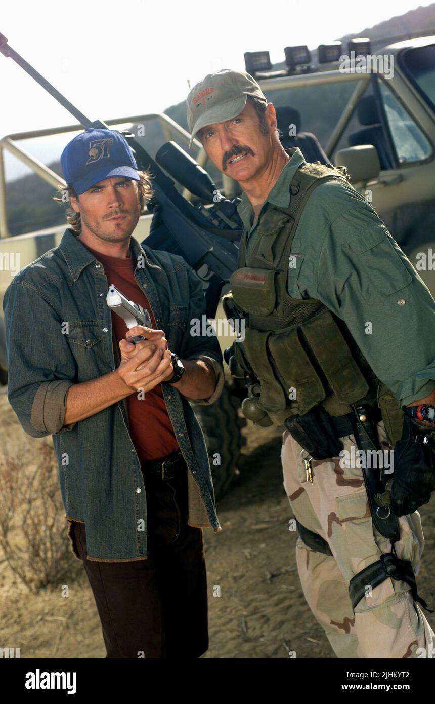 VICTOR BROWNE, MICHAEL GROSS, TREMORS, 2003 Stock Photo - Alamy