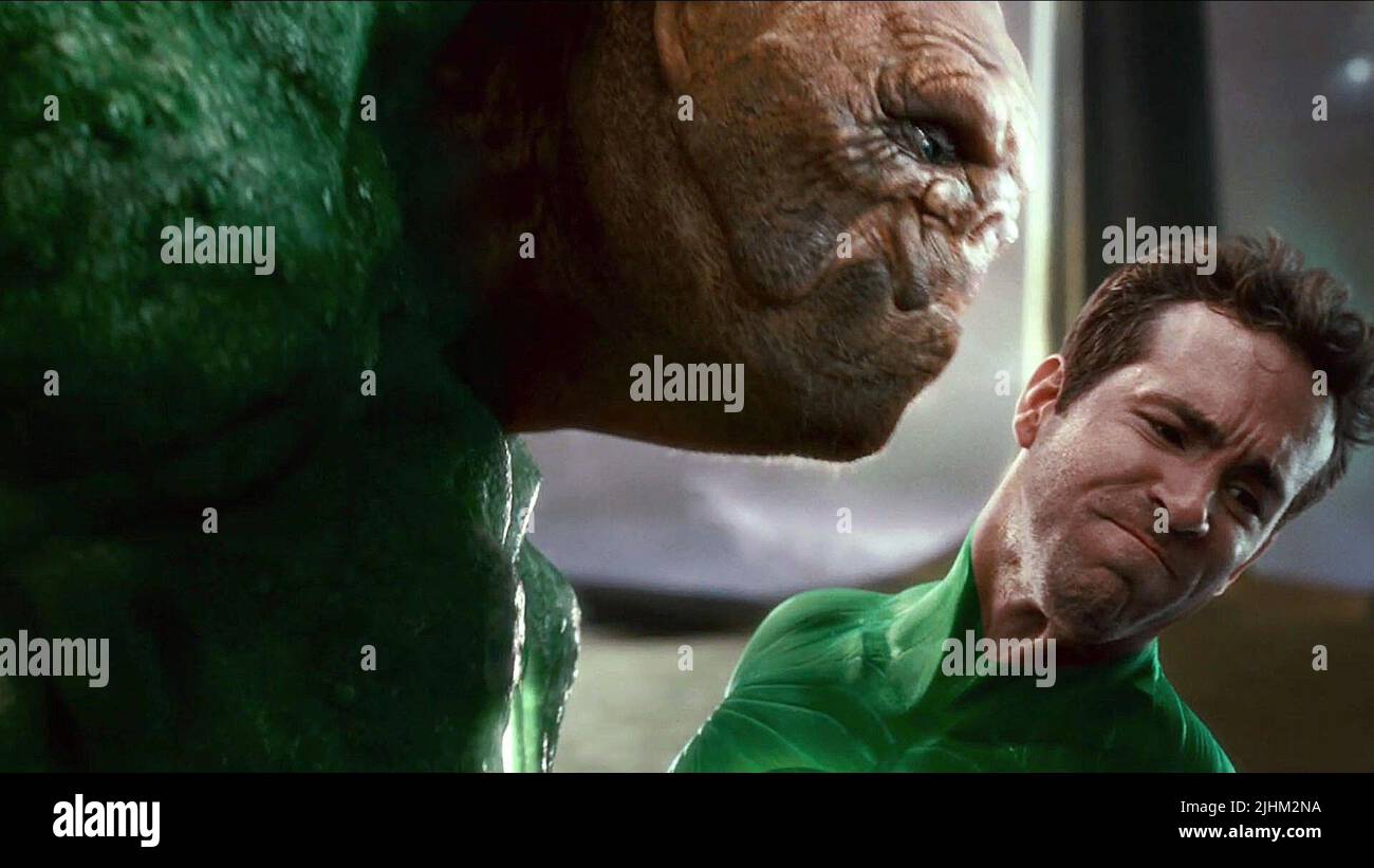 RYAN REYNOLDS, GREEN LANTERN, 2011 Stock Photo - Alamy