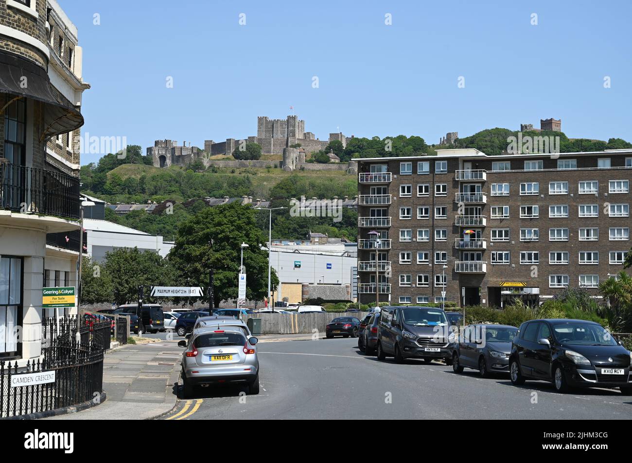Dover, Kent, Uk-July 19th 2022: Looking up at Dover castle from a Dover ...