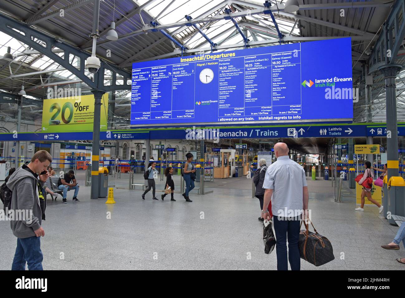 Irish Rail passengers at Dublin Heuston Station waiting for trains on ...