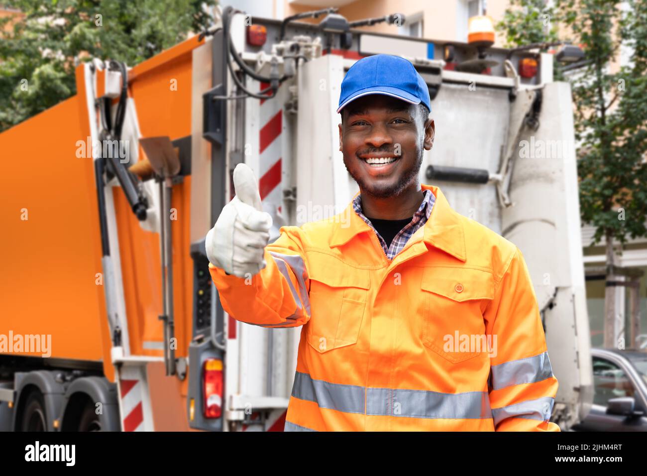 American garbage truck hi-res stock photography and images - Alamy