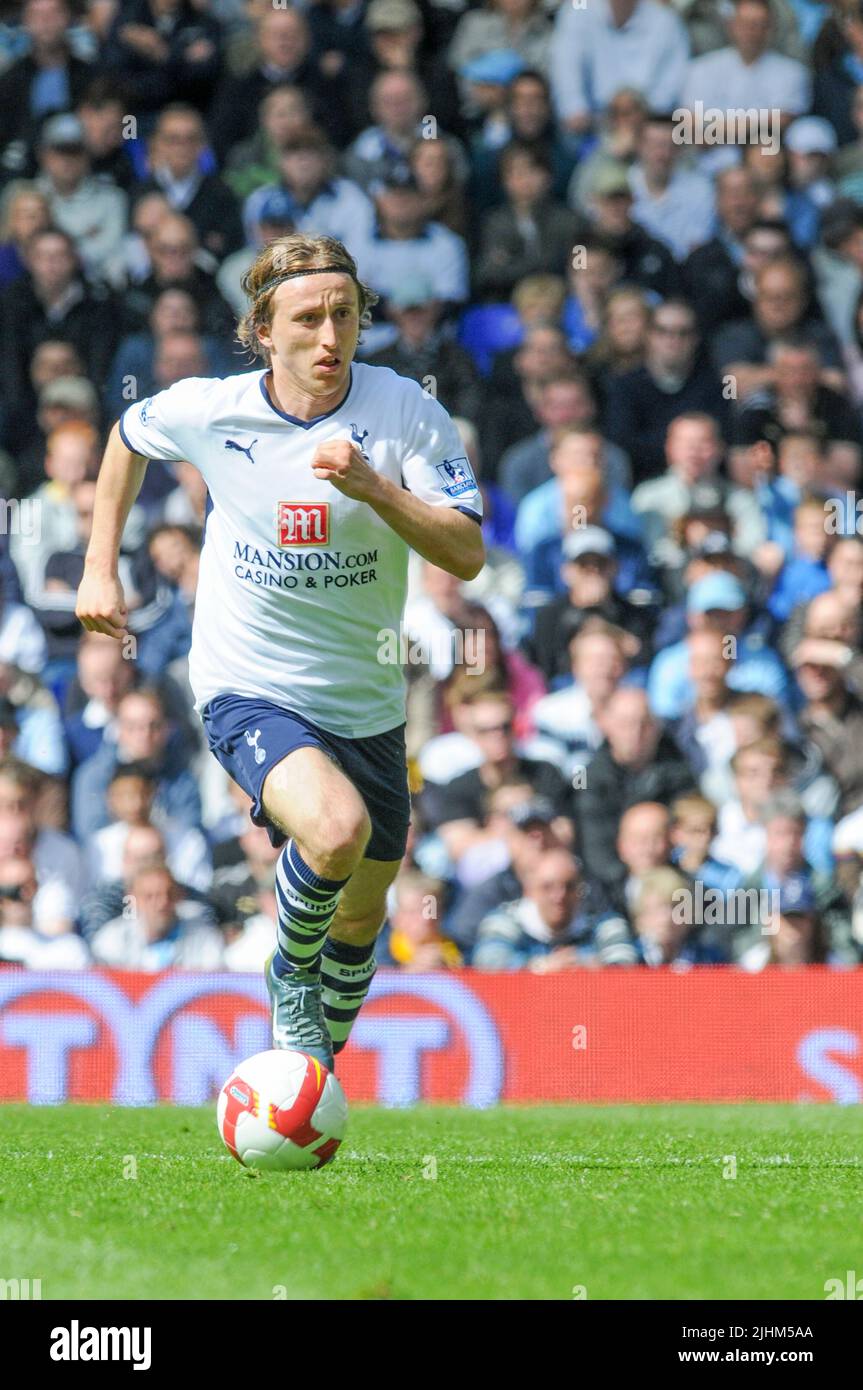 Tottenham Hotspur Luka Modric Stock Photo - Alamy
