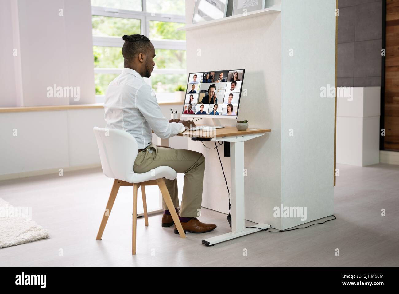 Teams meeting video hi-res stock photography and images - Alamy