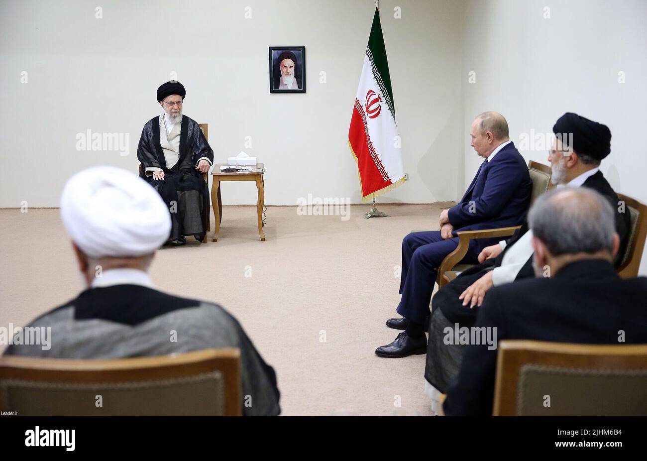 Khamenei and putin hi-res stock photography and images - Alamy