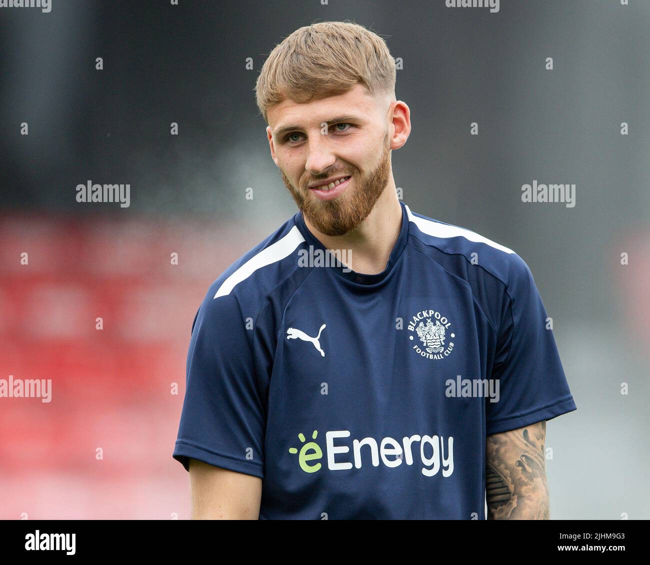 Daniel Grimshaw #32 of Blackpool arrives at The Peninsula Stadium, Home ...