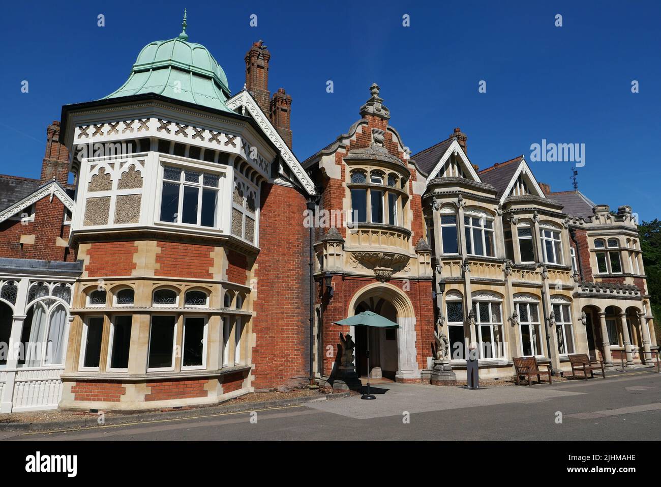 Bletchley Park, Manor house, sunny morning, blue sky Stock Photo - Alamy