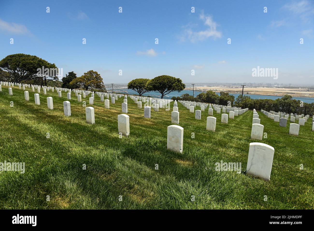 Fort Rosecrans National Cemetery, Point Loma, San Diego, California ...