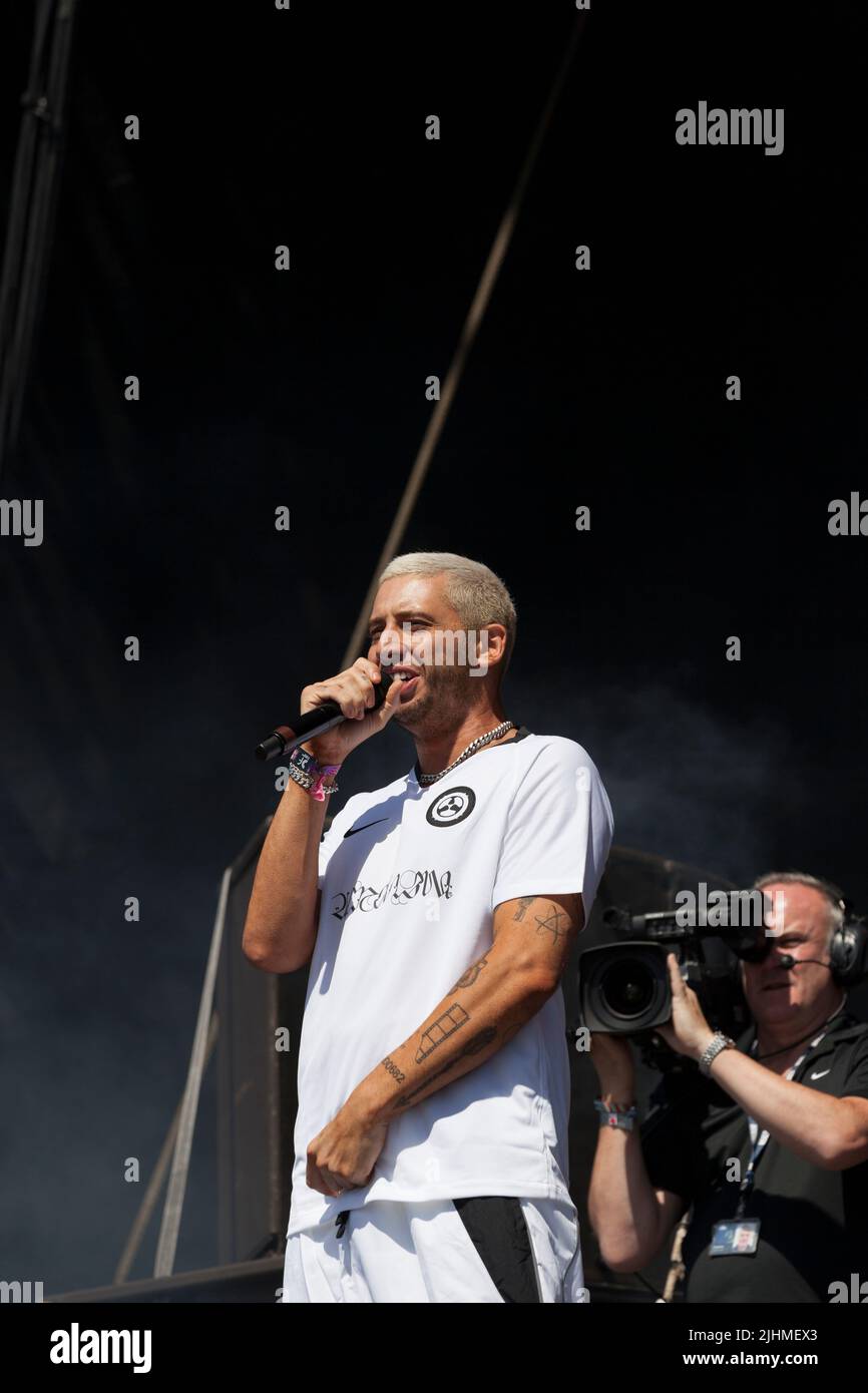 Example rapper hi-res stock photography and images - Alamy