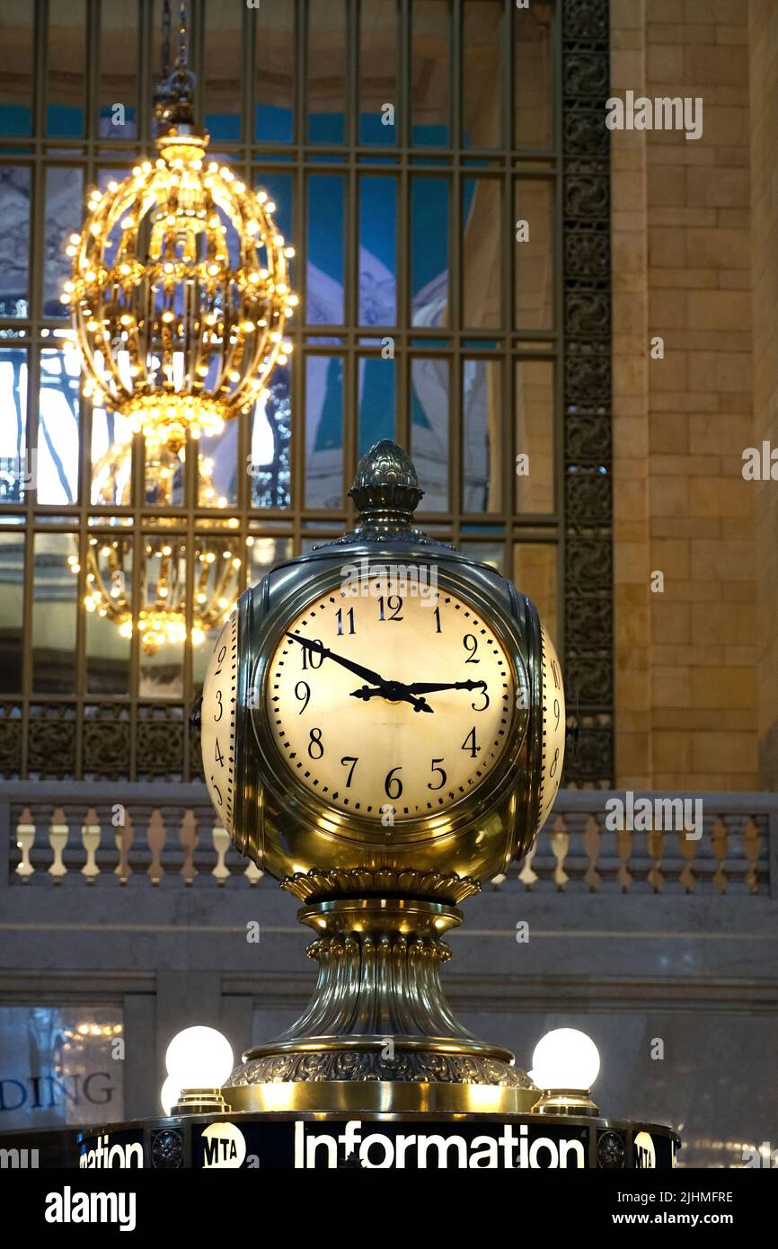 clock, Main Concourse, Grand Central Terminal, Grand Central Station ...