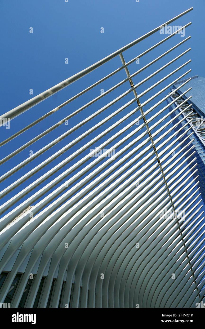 Exterior, Oculus building, World Trade Center metro station, Manhattan ...