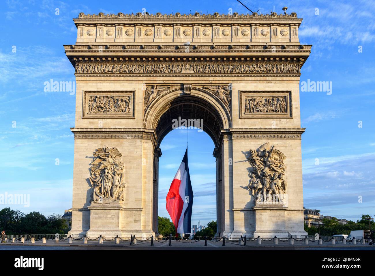 14th juillet 2022 paris hi-res stock photography and images - Alamy