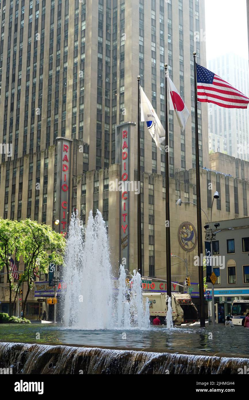 Radio City Music Hall, Rockefeller Center, Manhattan, New York City ...