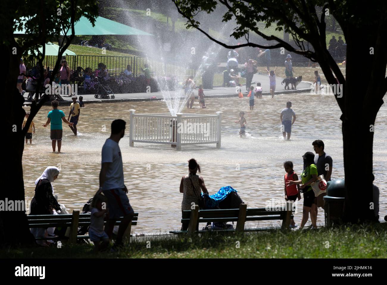 The Frog Pond, Boston Common, Boston Massachusetts Stock Photo - Alamy
