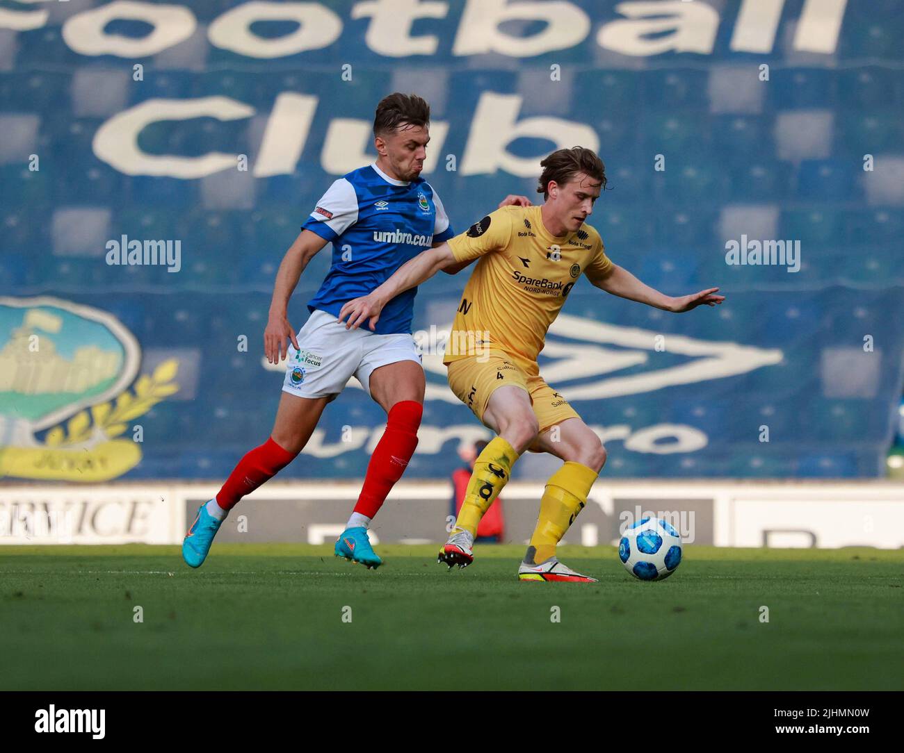 Robbie mcdaid linfield 2022 hi-res stock photography and images - Alamy
