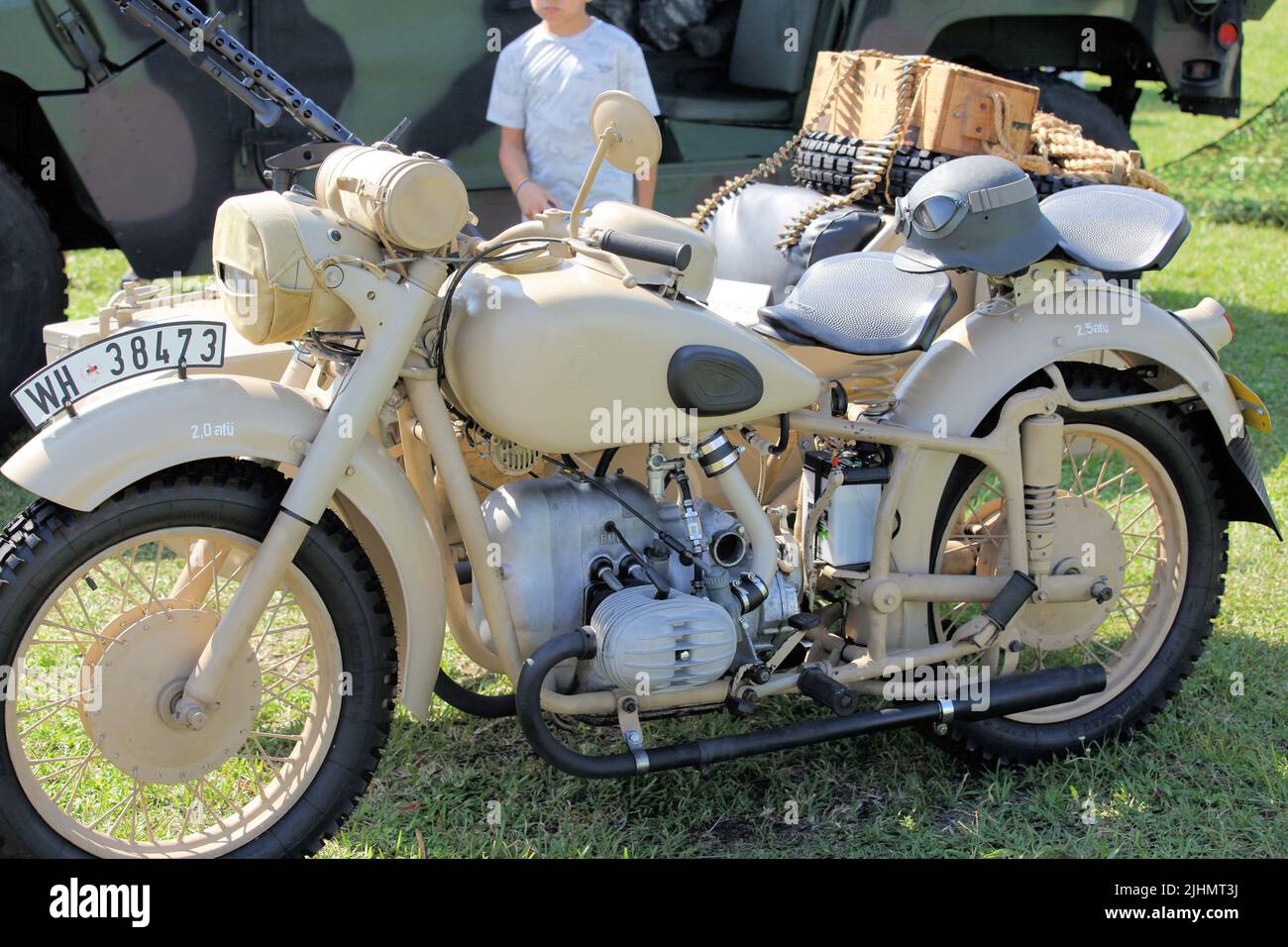 WW11 U.S military truck Stock Photo - Alamy