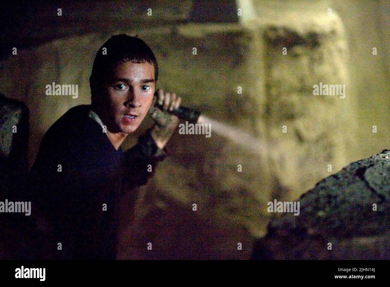 SHIA LABEOUF, DISTURBIA, 2007 Stock Photo - Alamy