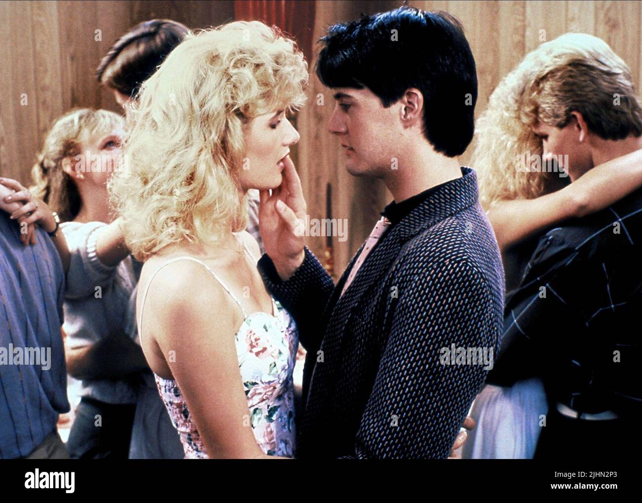 Kyle maclachlan blue velvet hi-res stock photography and images - Alamy