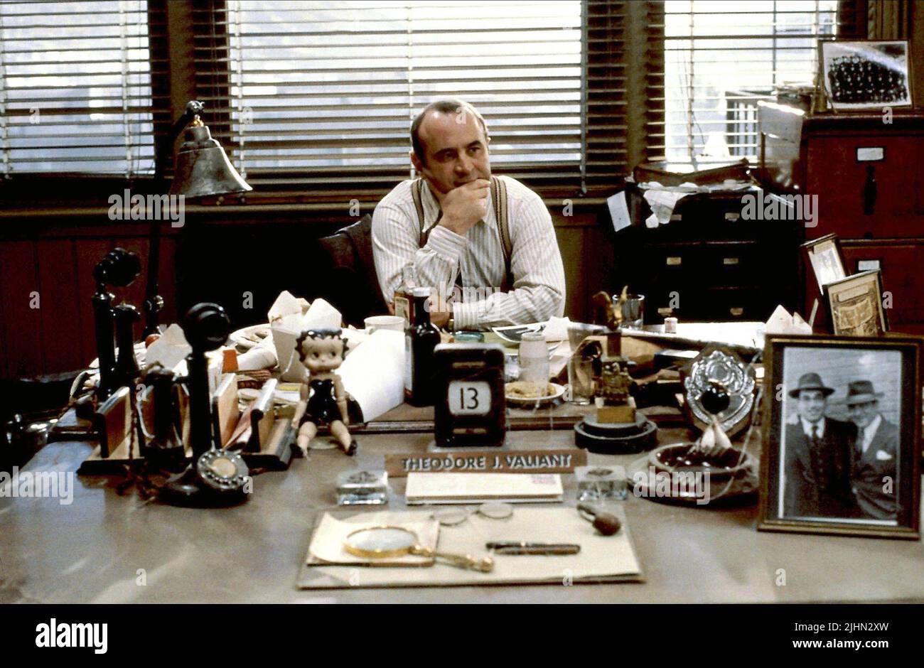 BOB HOSKINS, WHO FRAMED ROGER RABBIT, 1988 Stock Photo - Alamy