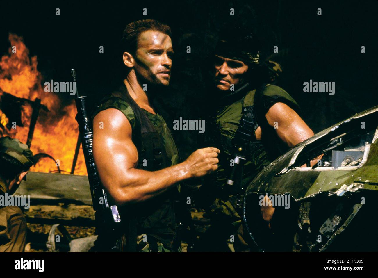 Predator 1987 movie hi-res stock photography and images - Alamy